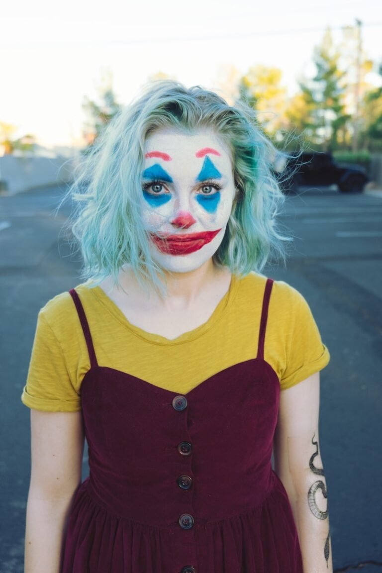 The Ultimate Guide to 2025 Halloween Trends: Costumes, Colors & Styles