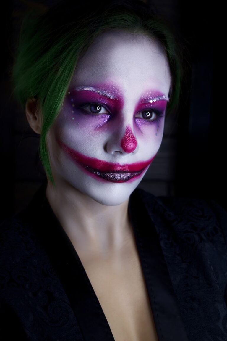 Vampy, Witchy, and Everything in Between: Halloween Makeup Ideas You’ll ...